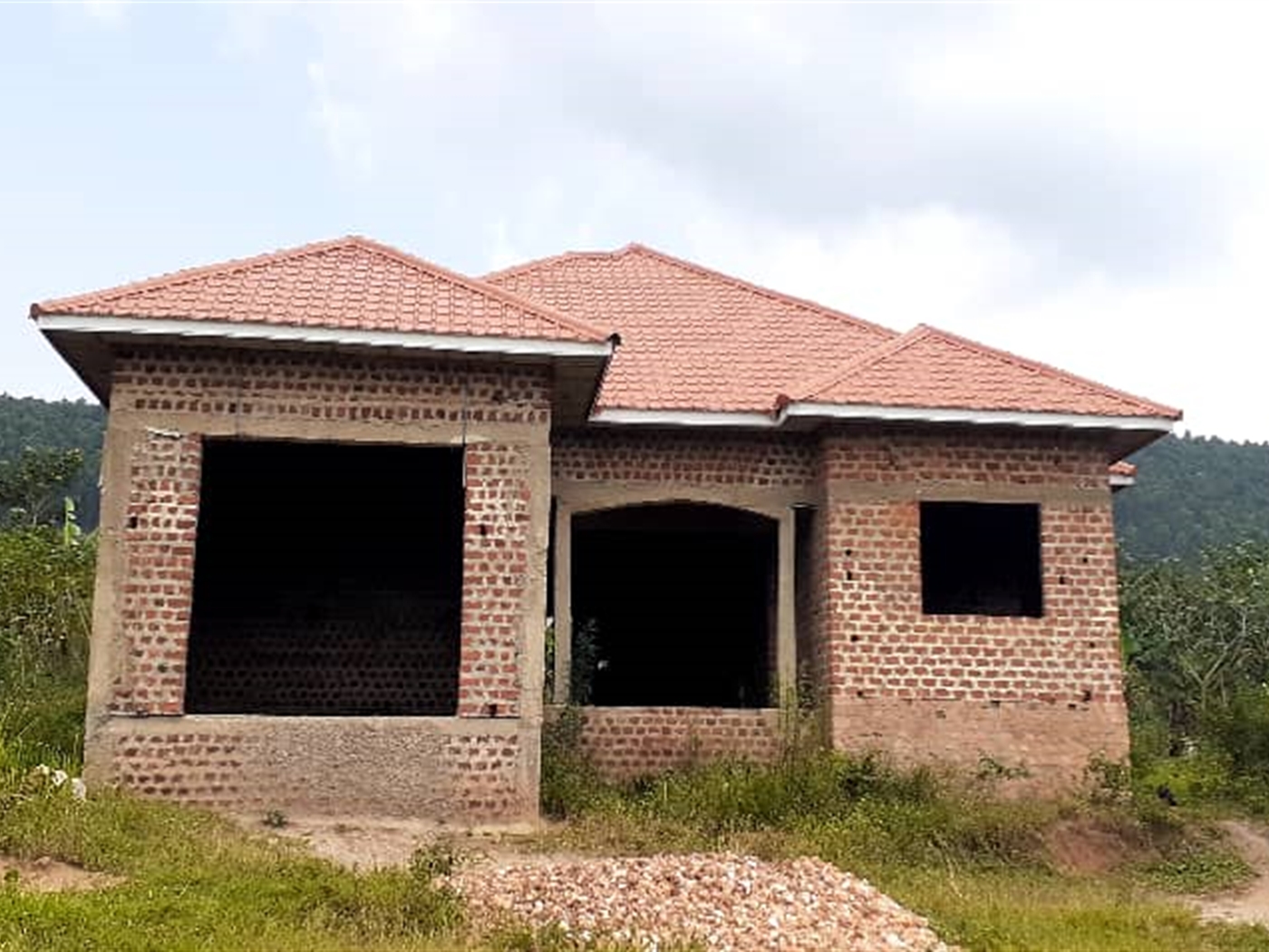 4 bedroom Bungalow for sale in Bukalango Wakiso Uganda, code: 82571, 04 ...